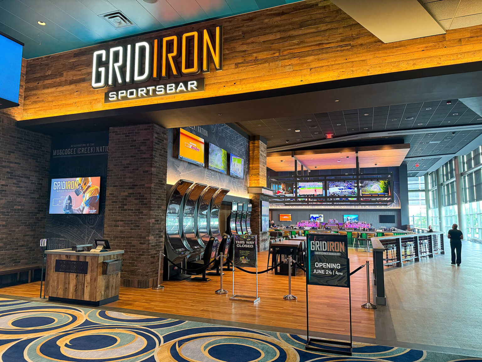 GRIDIRON SPORTSBAR OPENS AT RIVER SPIRIT CASINO, WITH END-TO-END MARTIN ...